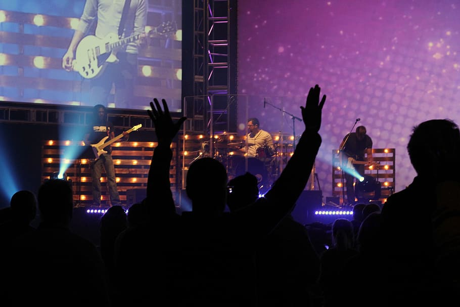 Praise And Worship, Worship Service, Worship Leaders, - Stage - 910x607 ...