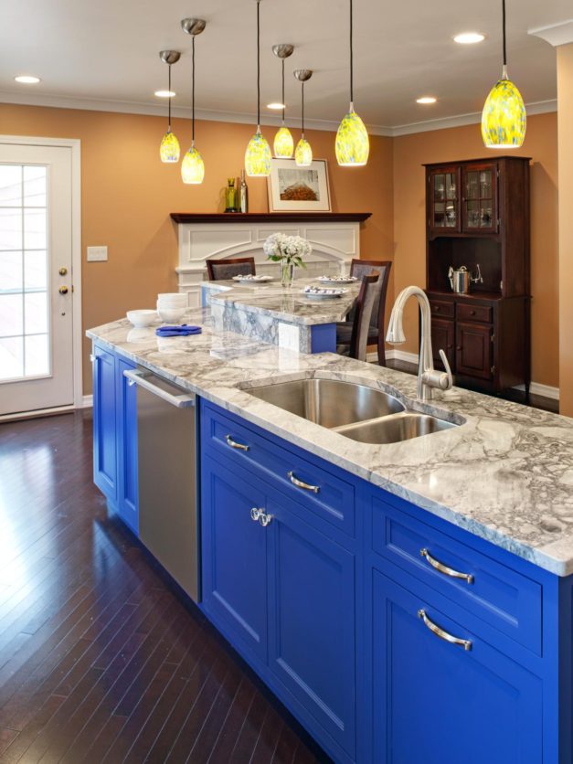 Royal Blue Kitchen Island - 627x836 Wallpaper - teahub.io