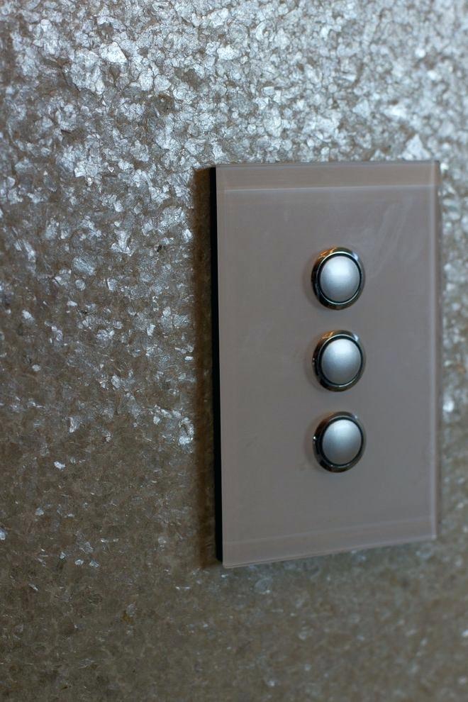 Modern Button Light Switch - 660x990 Wallpaper - teahub.io