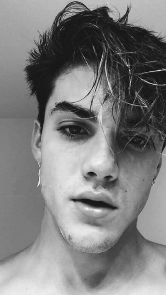 Hot Pics Of Grayson Dolan - 640x1136 Wallpaper - teahub.io