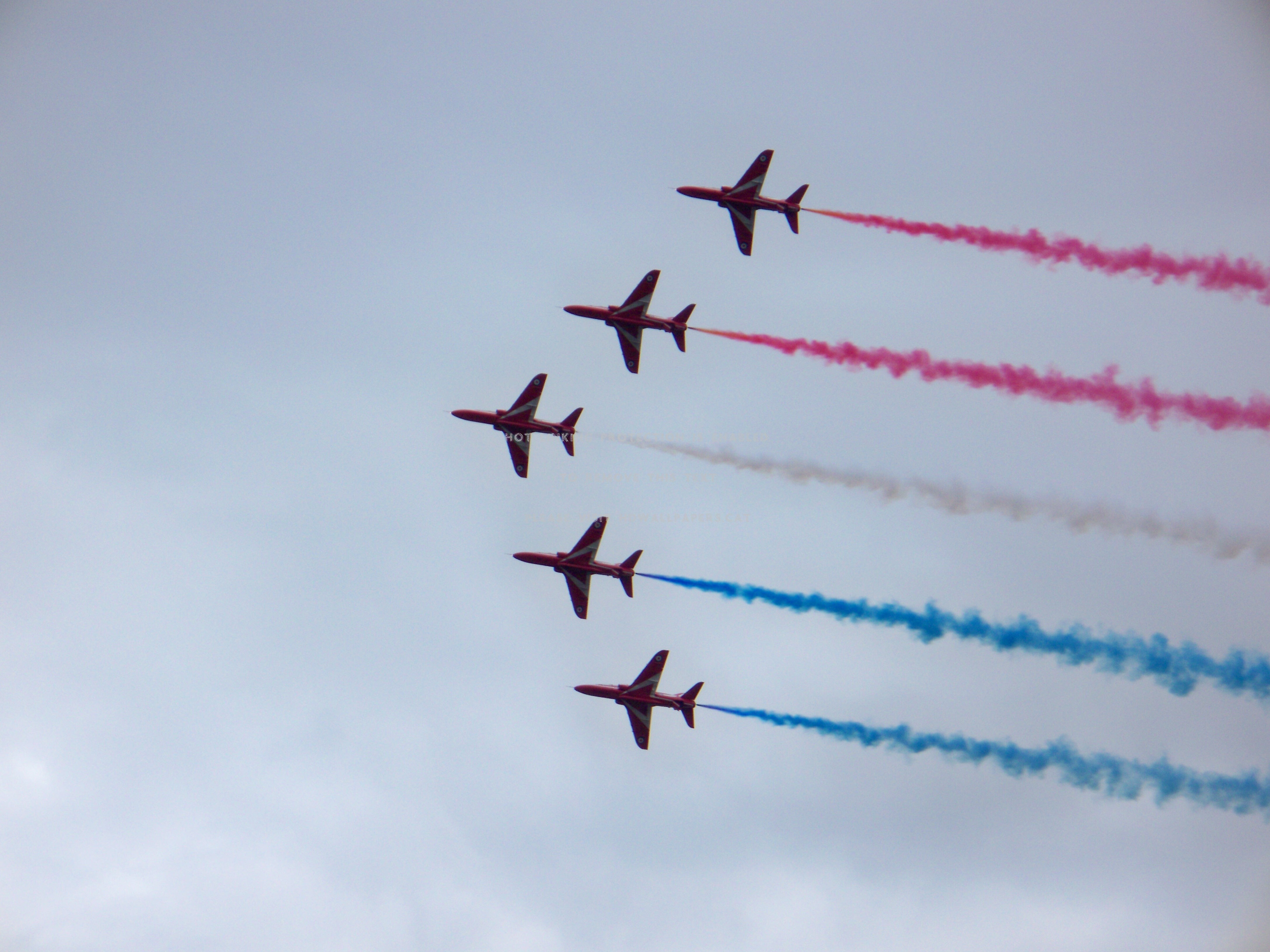 Red Arrows Formation Raf Aerobatics - Red Arrows - 4352x3264 Wallpaper ...