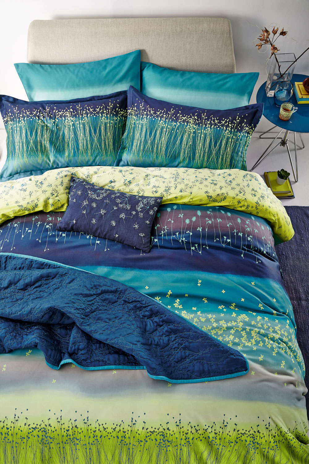 Lovely Clarissa Hulse Clover Bedding Wallpaper - Duvet Cover ...