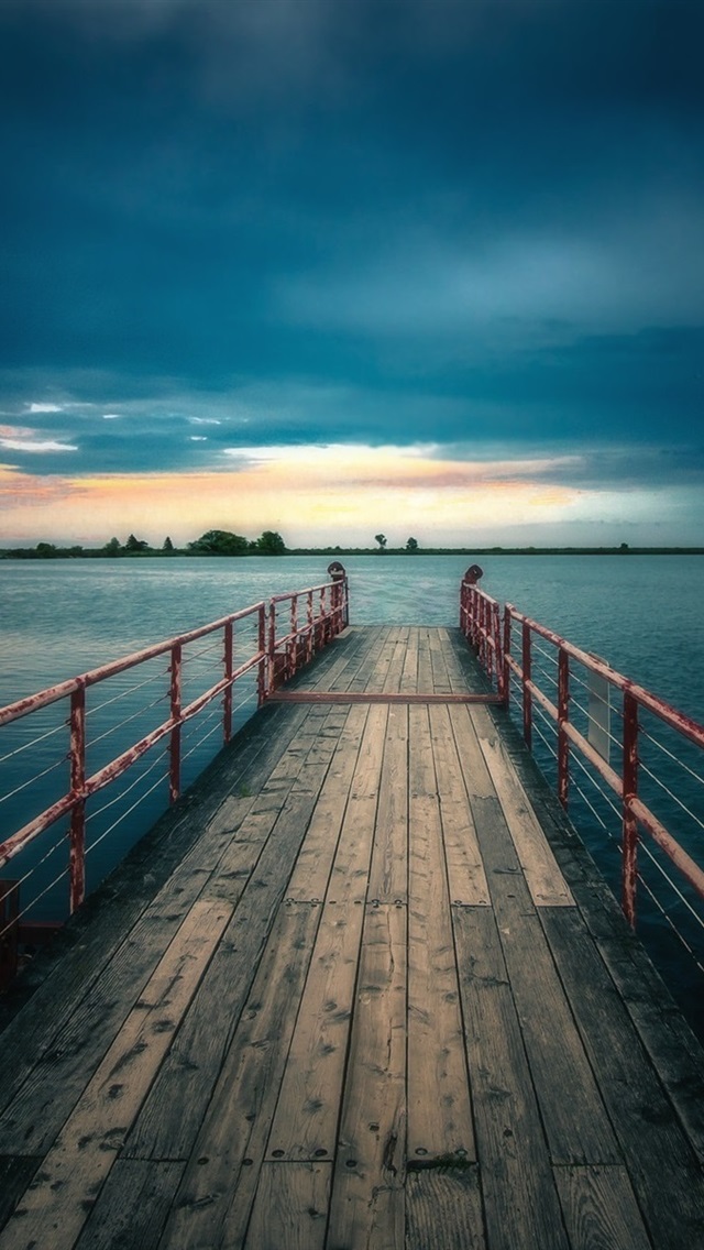 Iphone Wallpaper Dock, Fence, Lake, Dusk - Wallpaper - 640x1136 ...