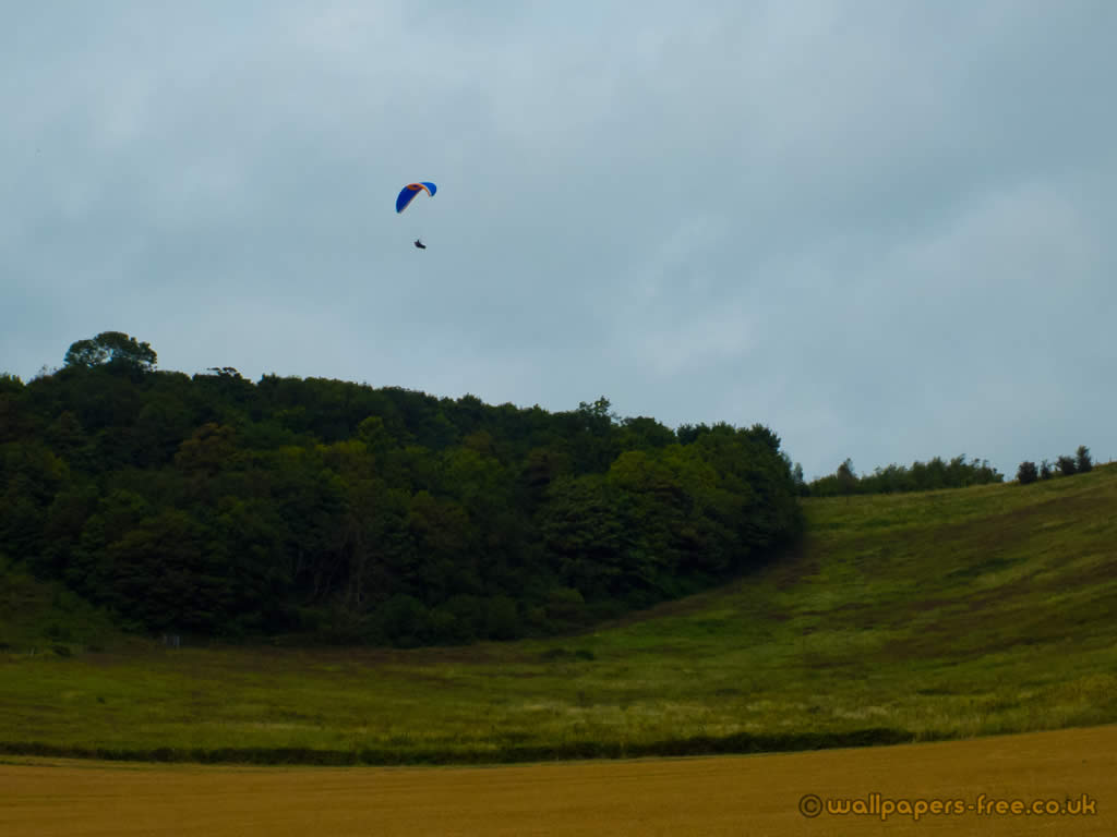 Paraglider On The Kent North Downs - Paragliding - 1024x768 Wallpaper ...