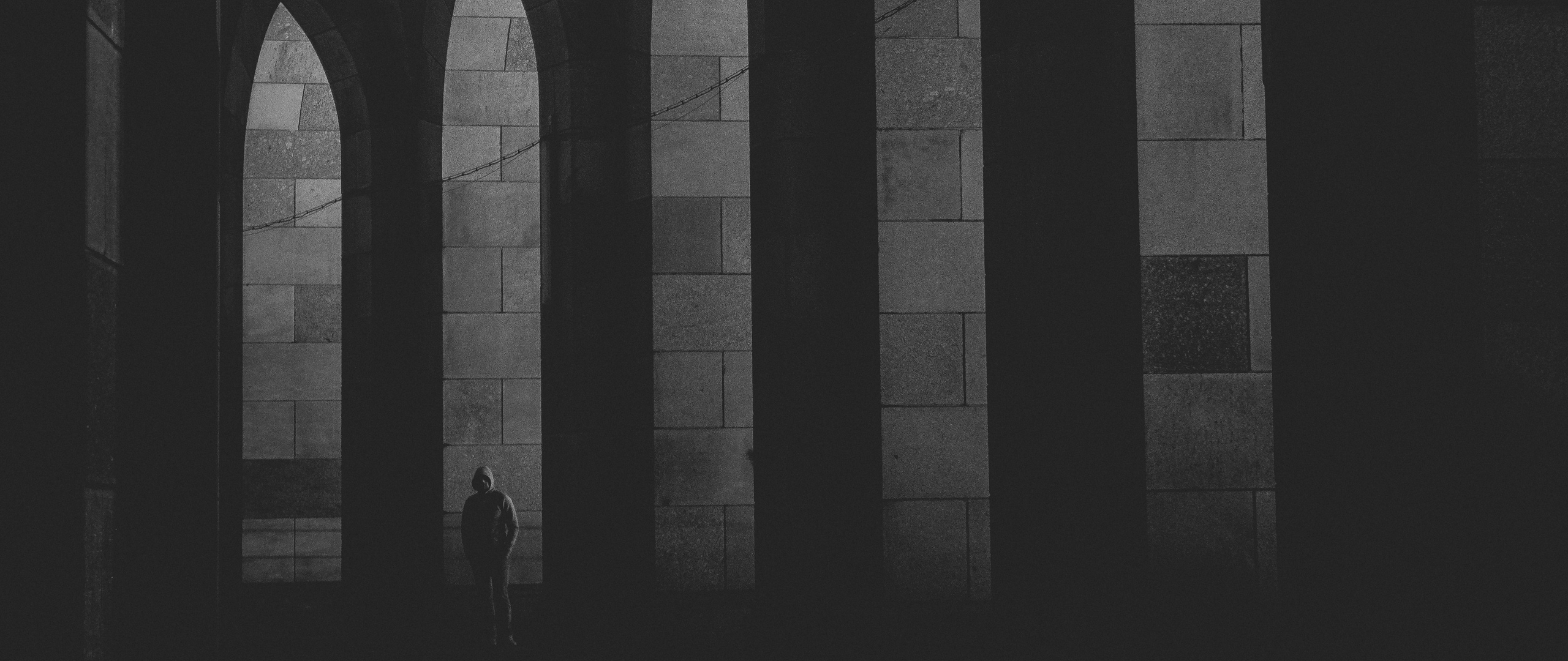 Wallpaper Arches, Lonely, Bw, Loneliness - Darkness - 2560x1080 ...