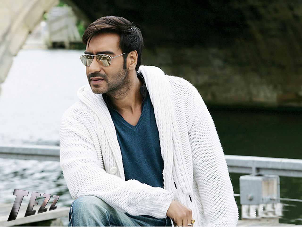 Ajay Devgan In Tezz New Movie Wallpapers And Backgrounds - Ajay Devgan ...