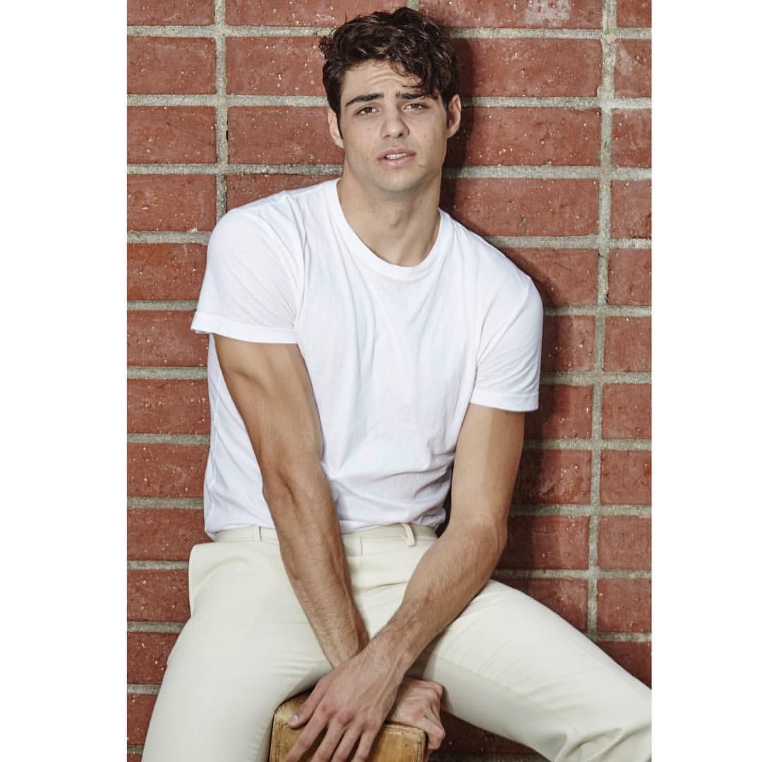 Peter Kavinsky - 1080x1080 Wallpaper - teahub.io