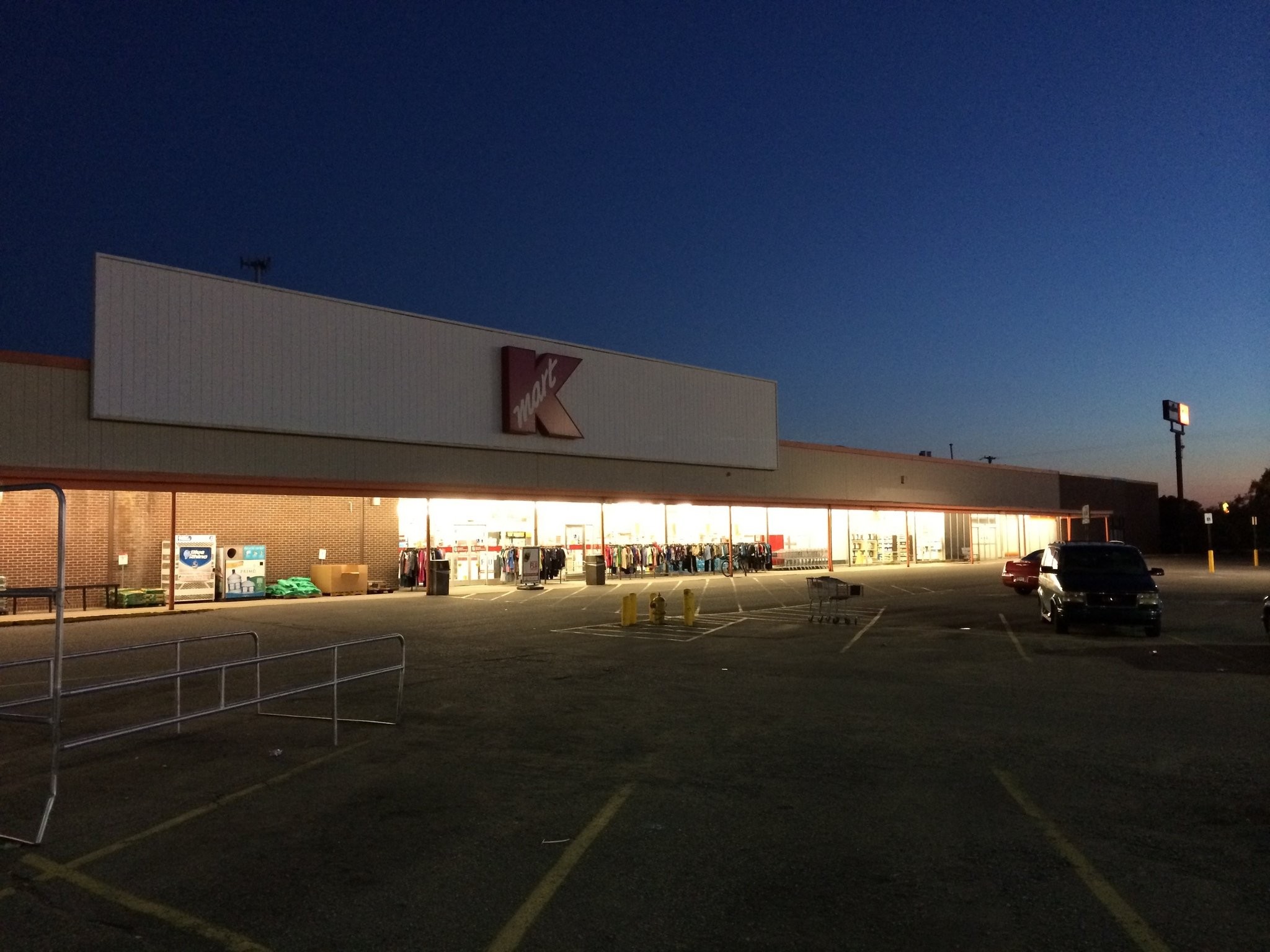 Flint Michigan Kmart - 2048x1536 Wallpaper - teahub.io