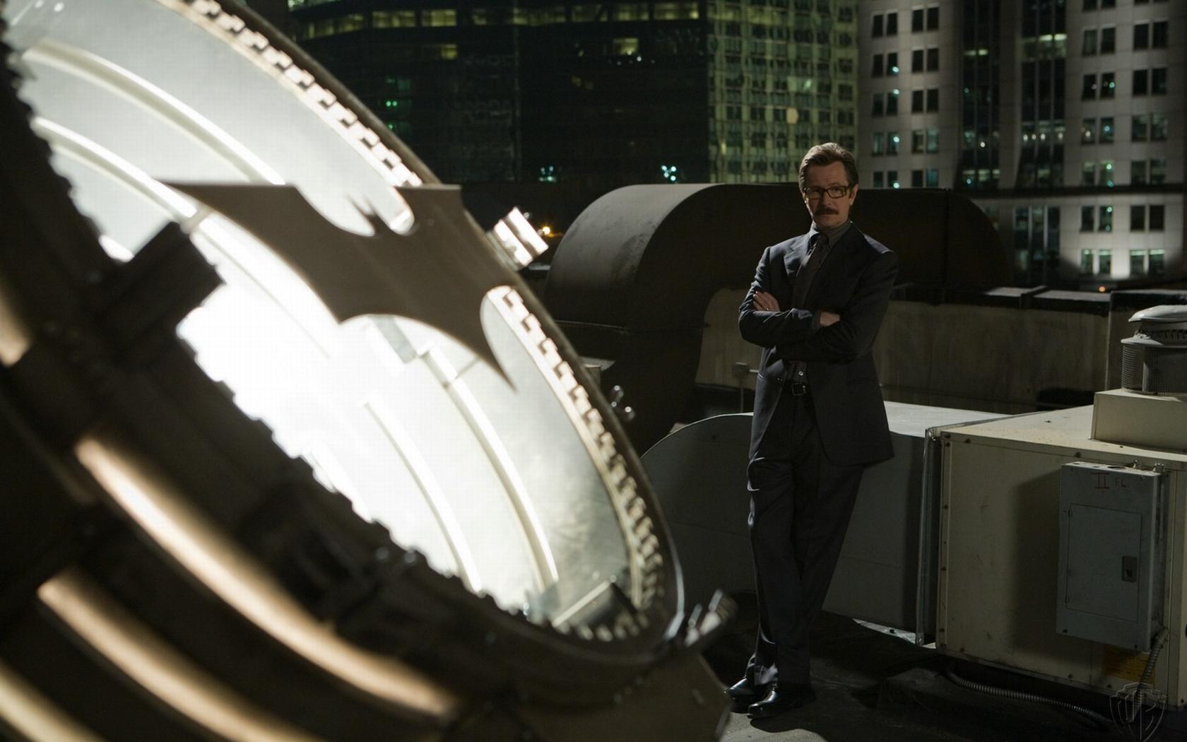 Gordon And The Batsignal - Gordon And Bat Signal - 1680x1050 Wallpaper ...