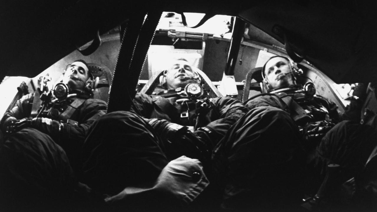 Apollo 8 Capsule Interior - 1280x720 Wallpaper - teahub.io