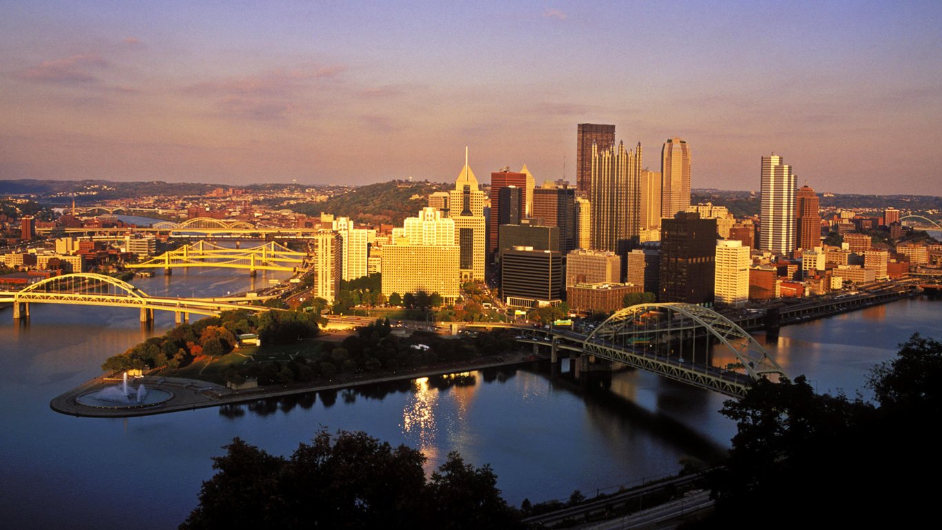 2010 Travel Geographic, Tourist Attractions , Landmarks - Duquesne ...