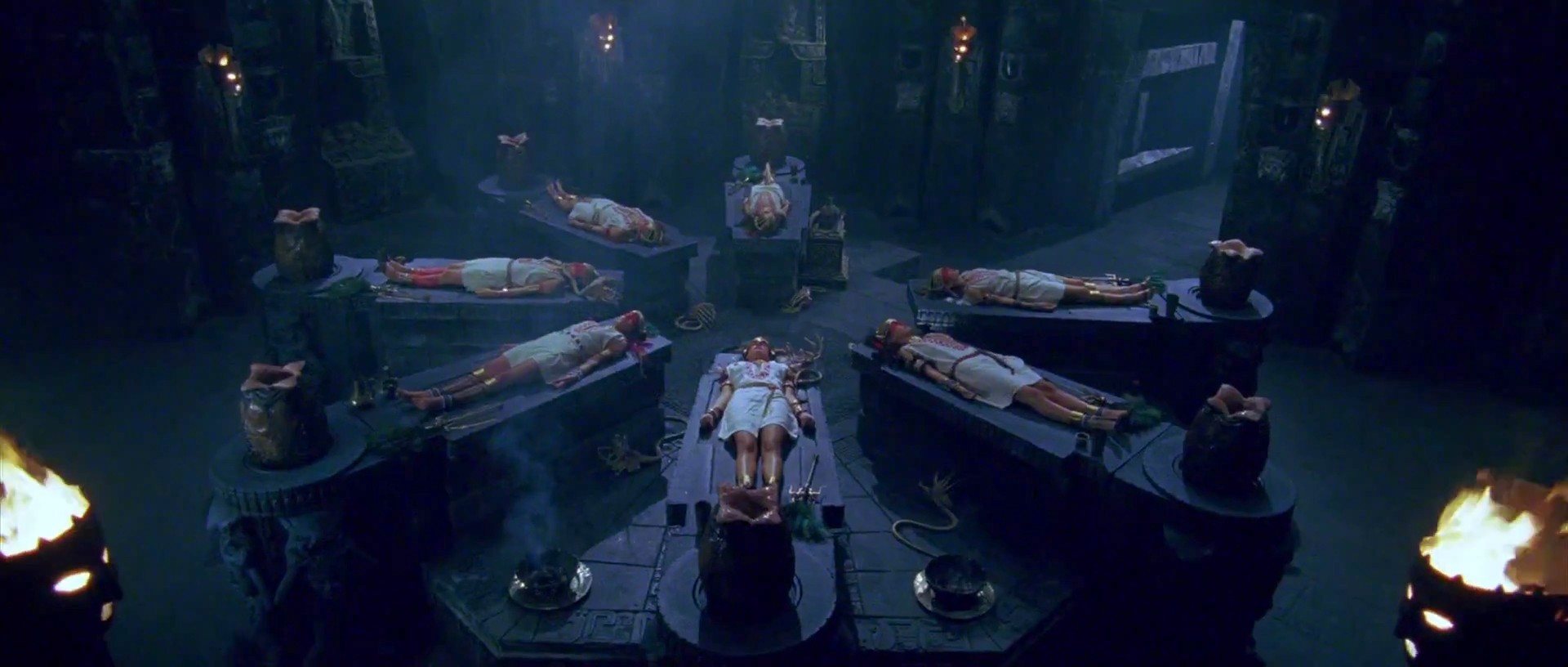 Alien Vs Predator Movie Temple