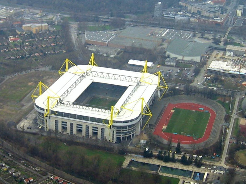 Signal Iduna Park Westfalenstadion - Estadio Del Borussia Dortmund ...
