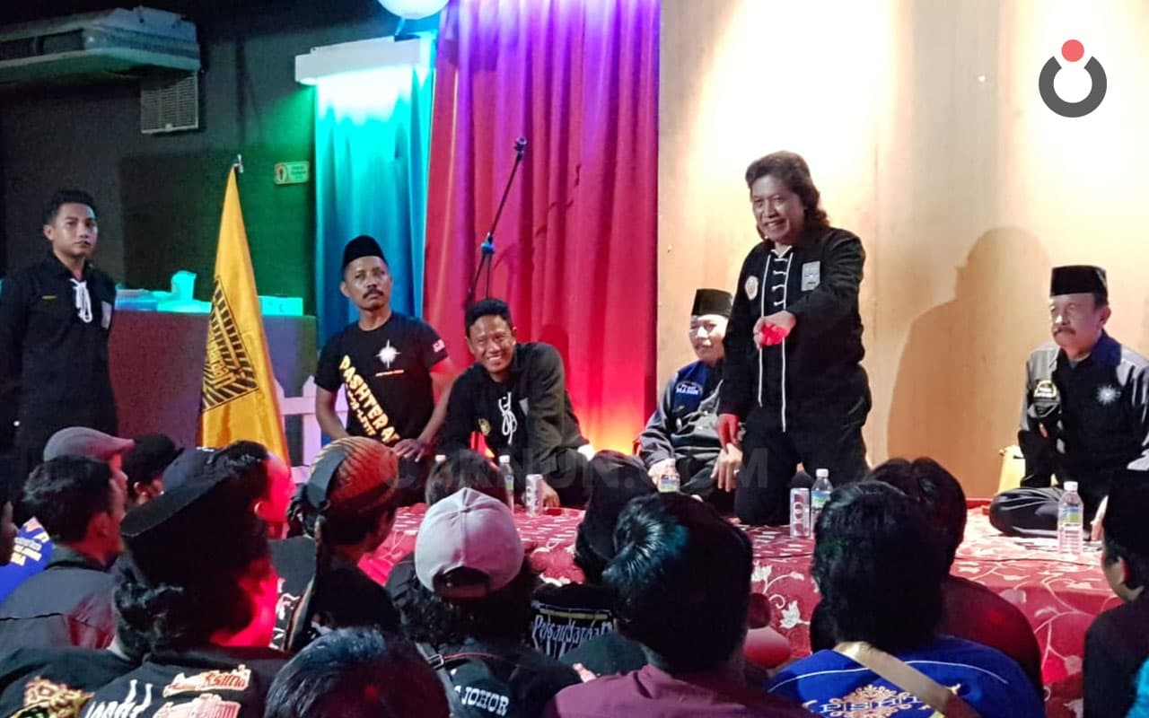 Cak Nun Warga Psht - 1280x800 Wallpaper - teahub.io