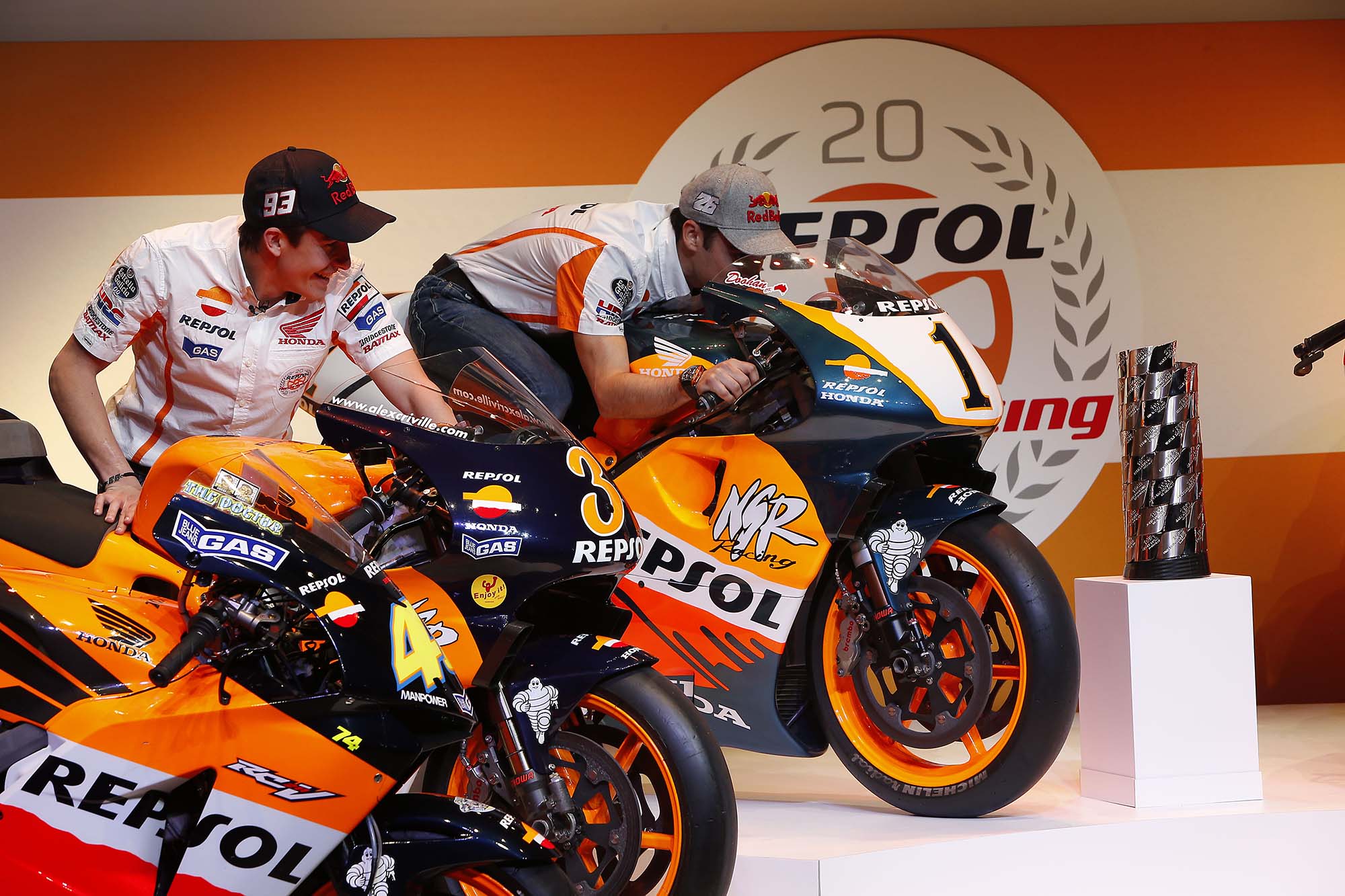 Honda Rc 211 V Repsol - 2000x1333 Wallpaper - teahub.io