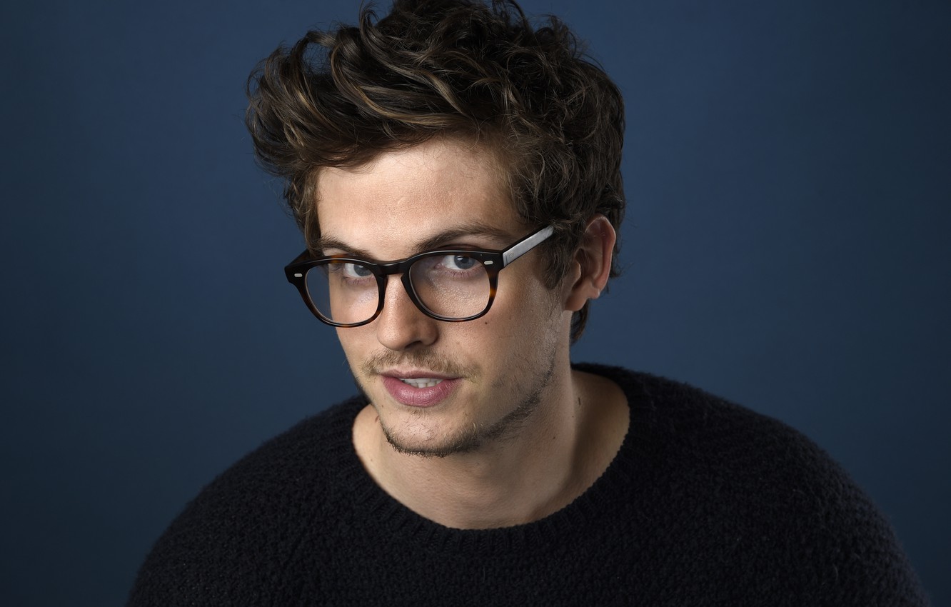 Photo Wallpaper Glasses, Actor, Daniel Sharman - Daniel Sharman With ...