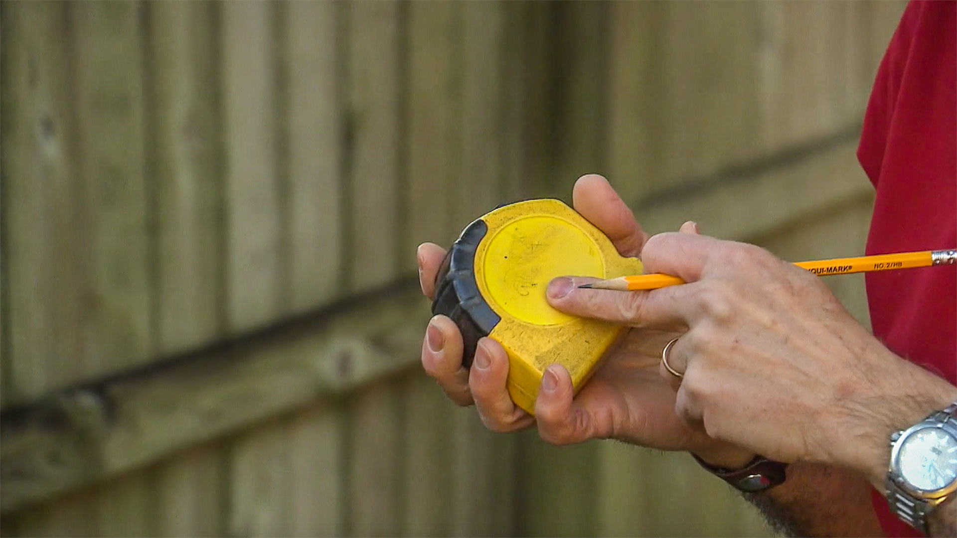 Joe Truini Reads From The Tape Measure - Hand - 1920x1080 Wallpaper ...