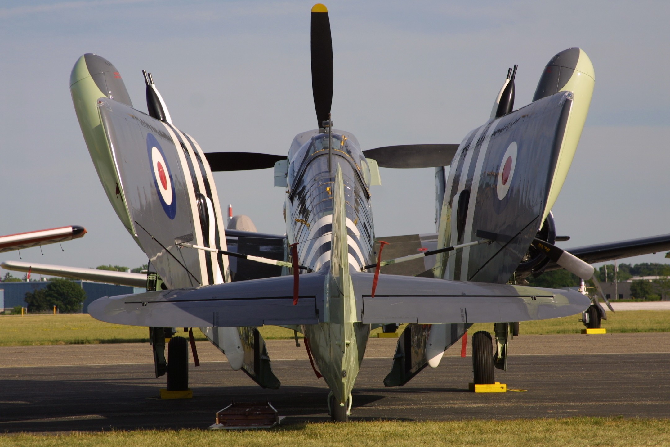 Fairey Firefly Wing Folding - 2160x1440 Wallpaper - teahub.io