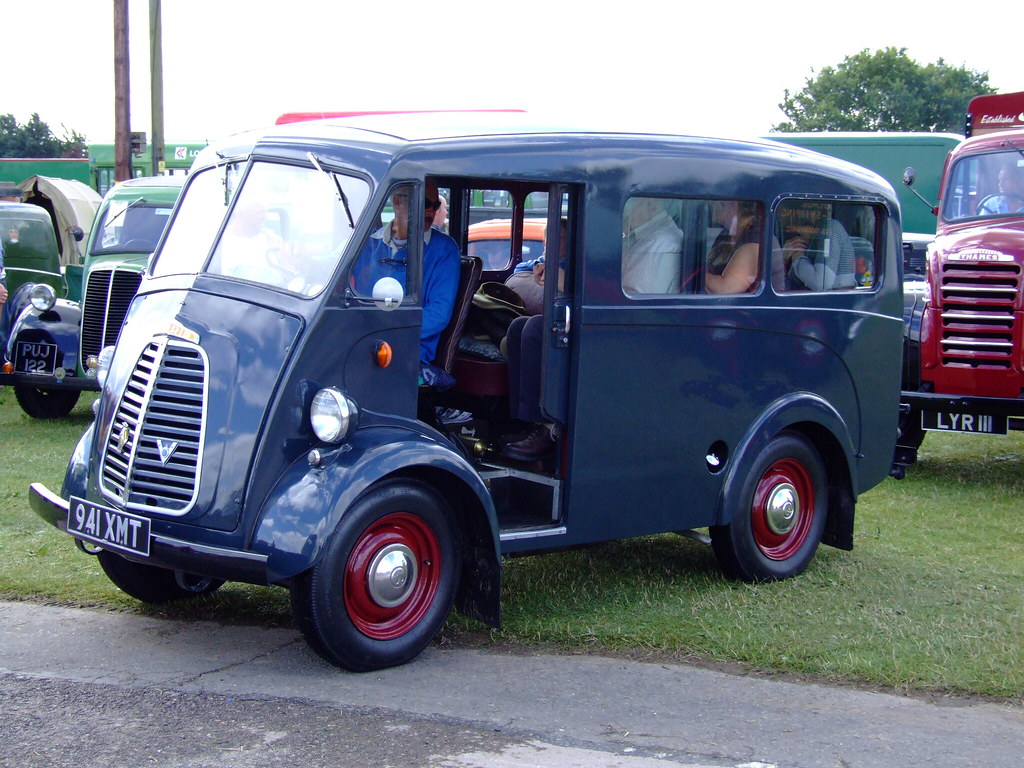 Morris Mini Bus - 1024x768 Wallpaper - teahub.io