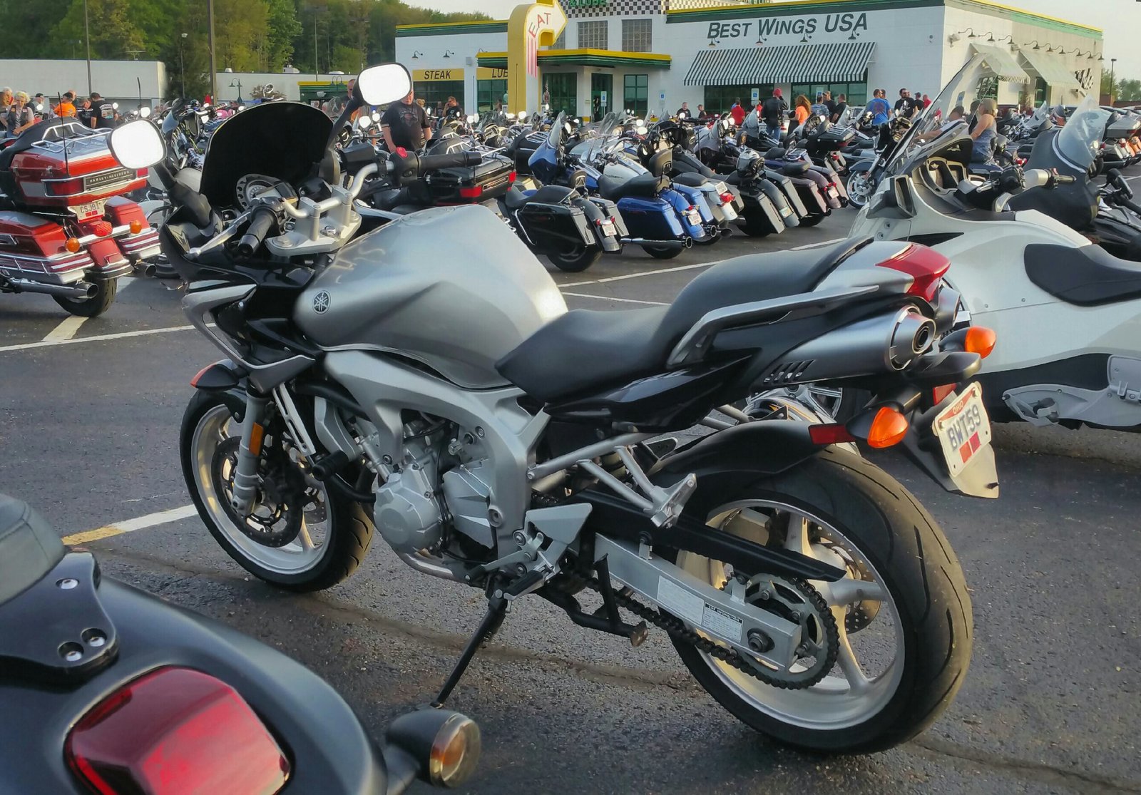 2004 Silver/black Yamaha Fz Fz6 S1 Picture, Mods, Upgrades - Motorcycle - 1600x1115 Wallpaper ...