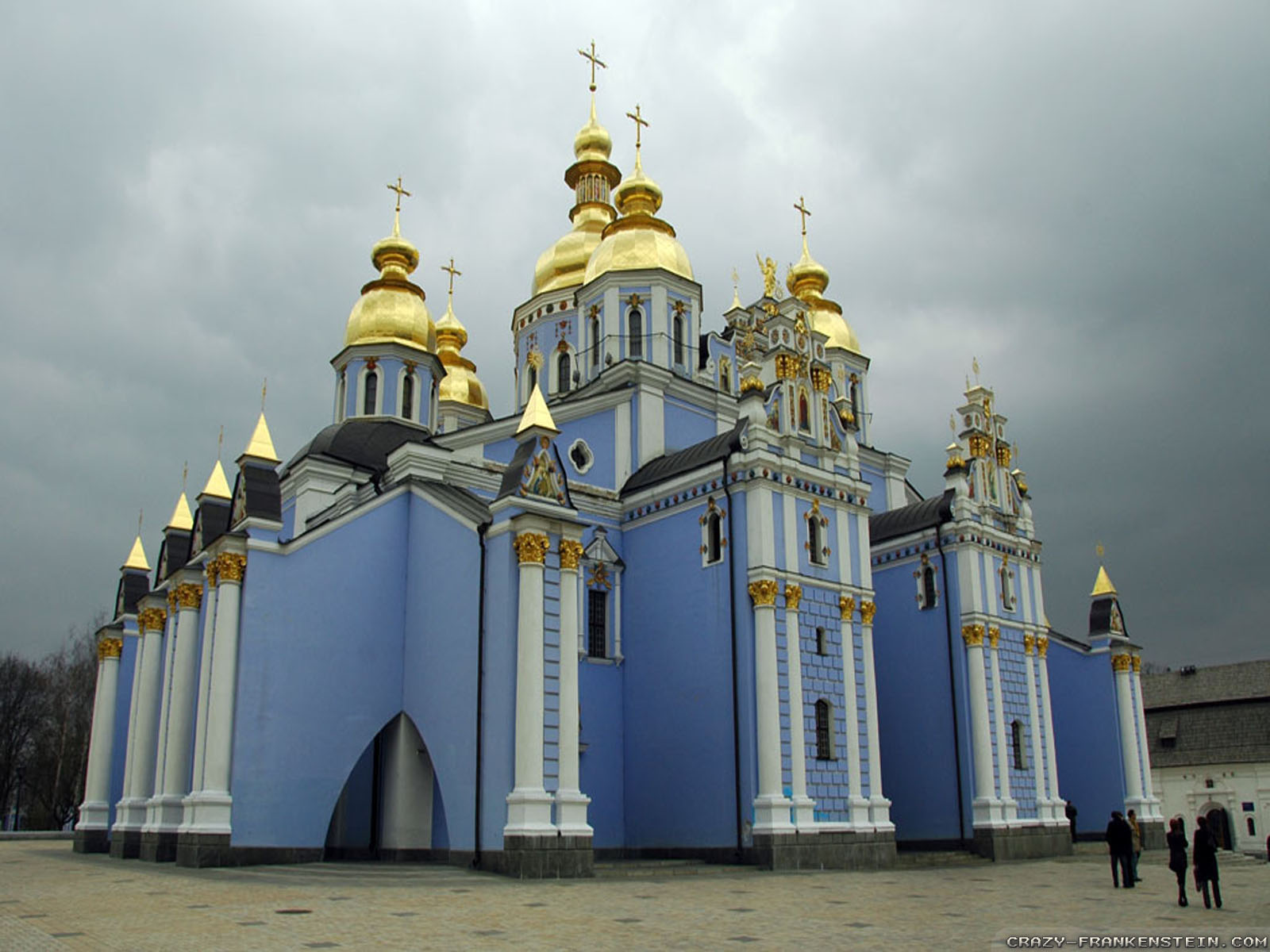 St. Michael's Golden-domed Cathedral - 1600x1200 Wallpaper - teahub.io