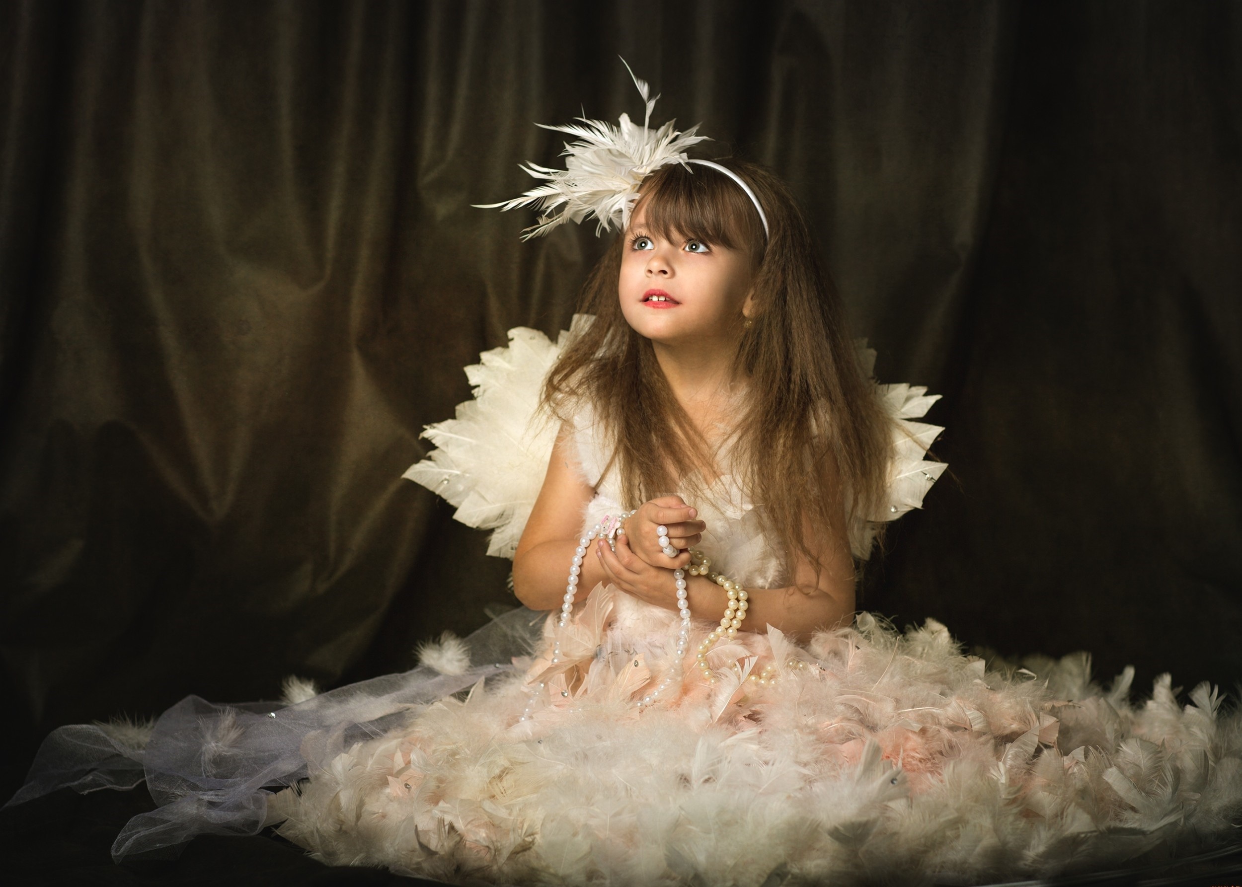 Girl - 2500x1786 Wallpaper - teahub.io