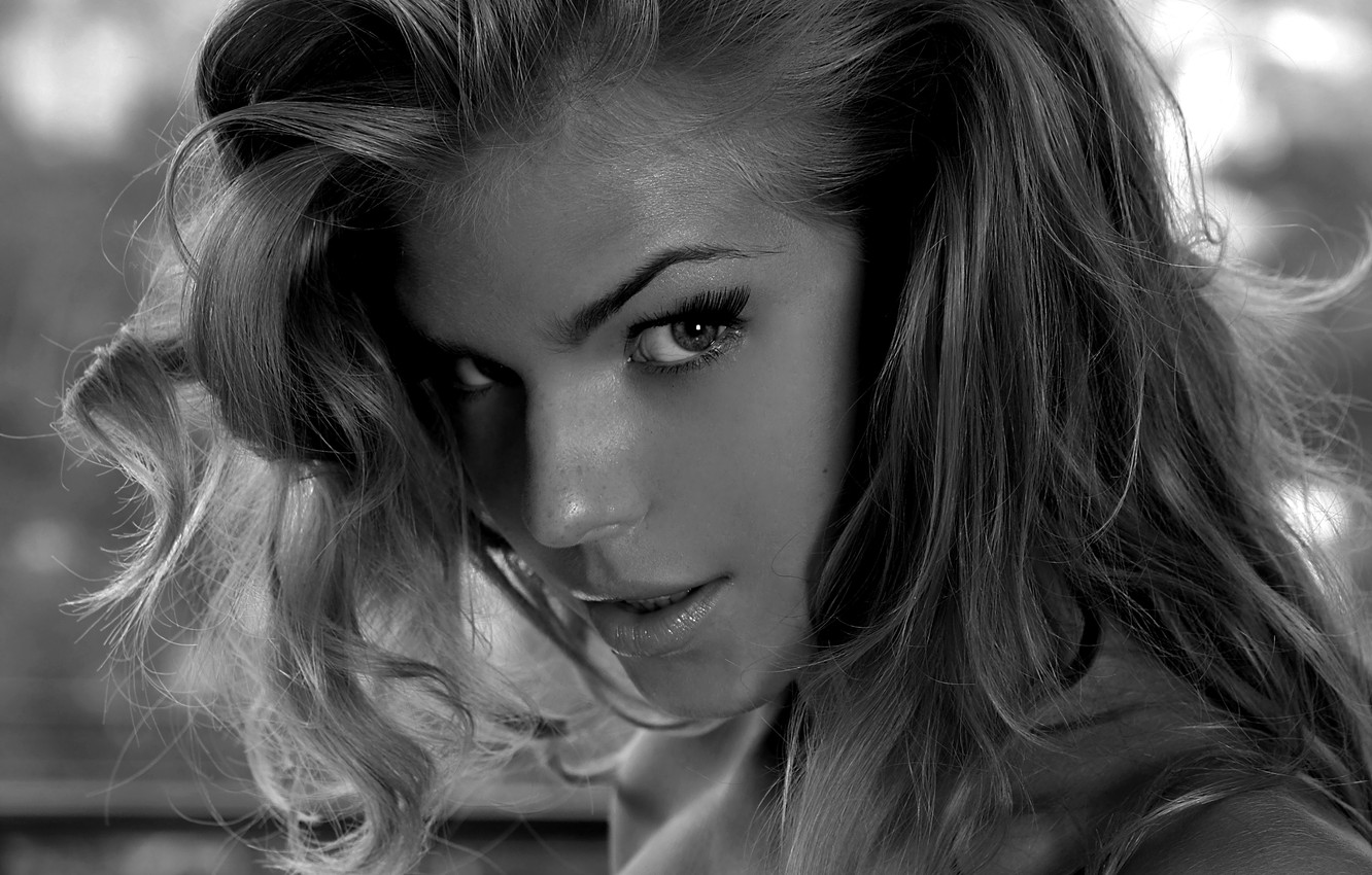 Photo Wallpaper Inga, Girls, B&w, Inga C, Look, Close - Person Close Up ...