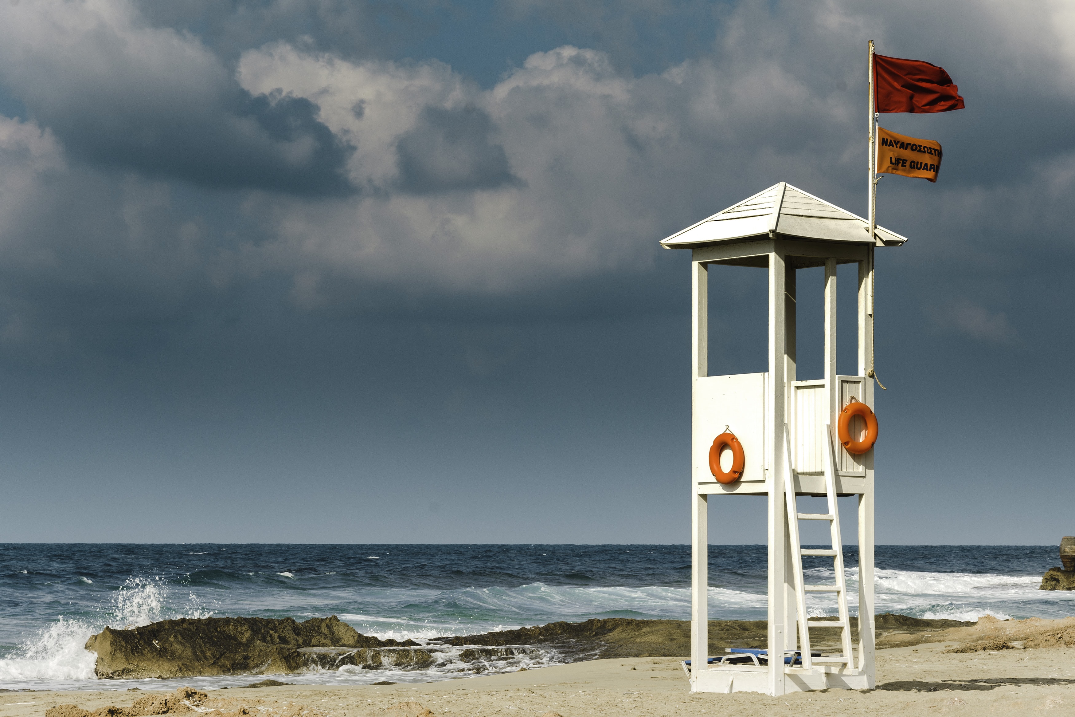 Lifeguard House - 3500x2333 Wallpaper - teahub.io