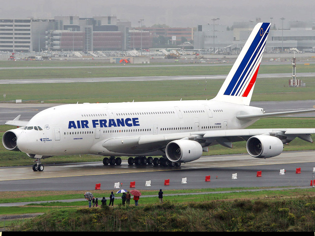 Air France 2 Story Plane - 1100x825 Wallpaper - teahub.io