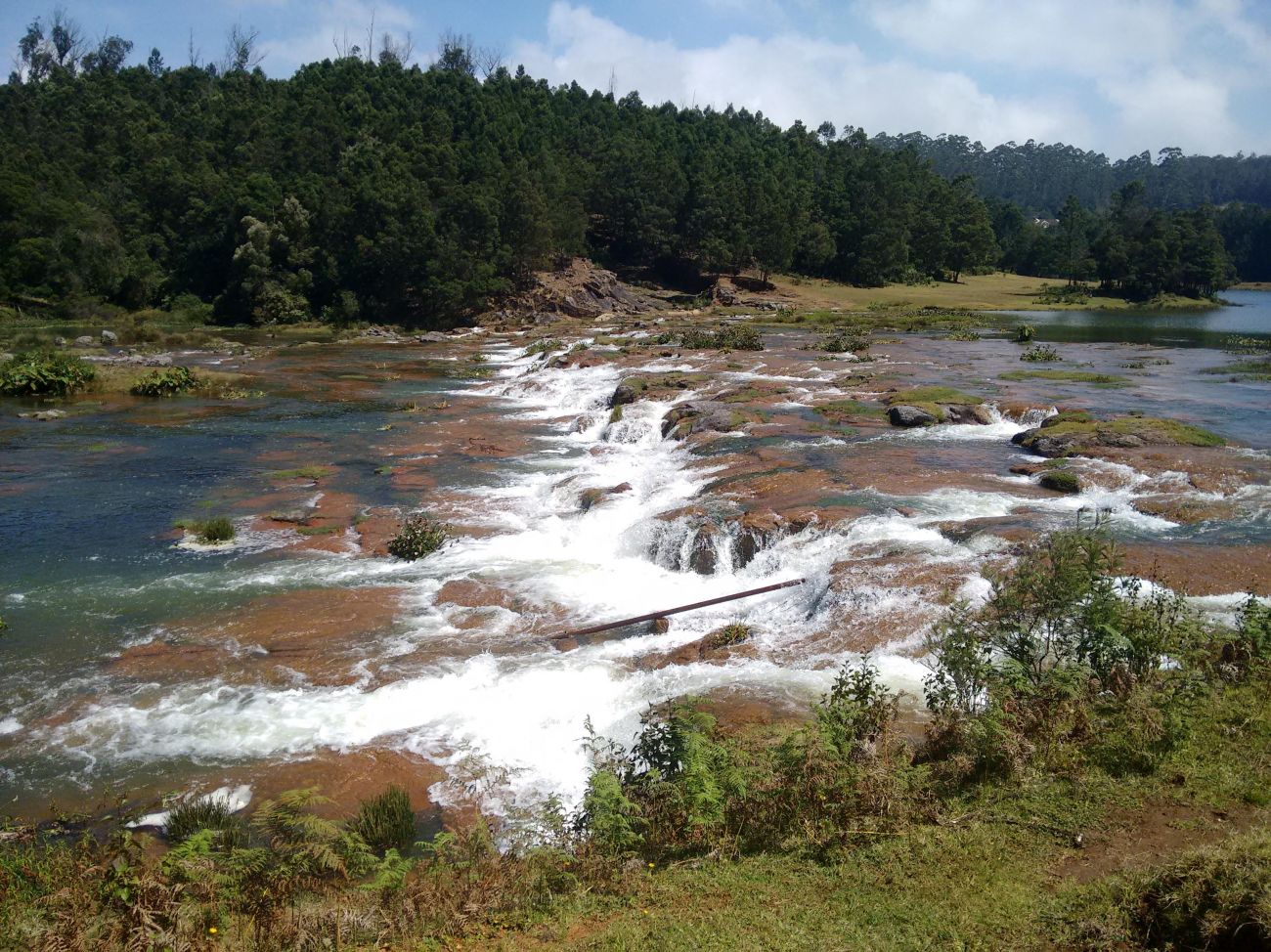 Pykara Lake, Ooty - Pykara Lake And Pykara Falls - 1300x974 Wallpaper ...