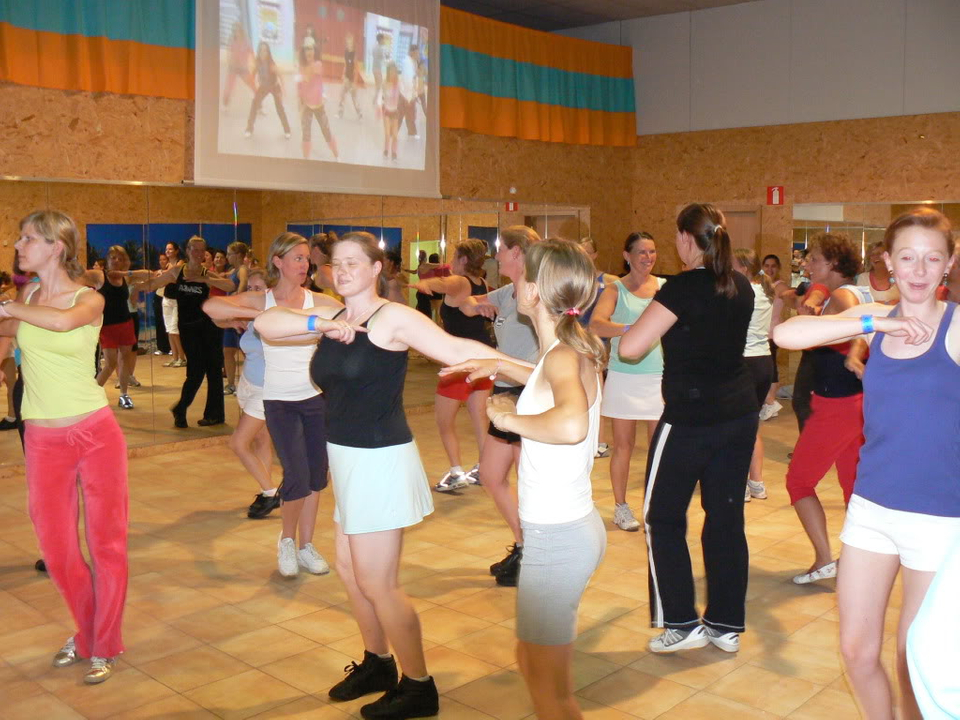 Turn - 960x720 Wallpaper - teahub.io