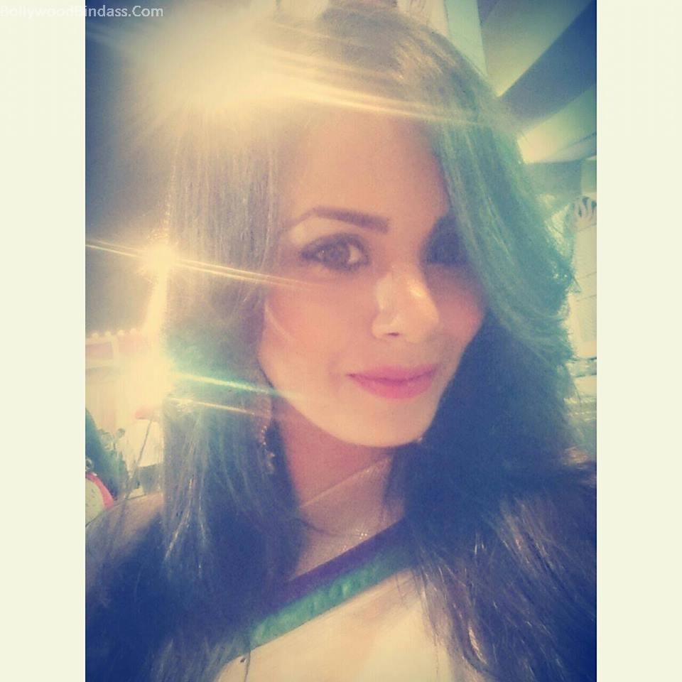 Isha Kumar Hd Wallpaper - Girl - 960x960 Wallpaper - teahub.io