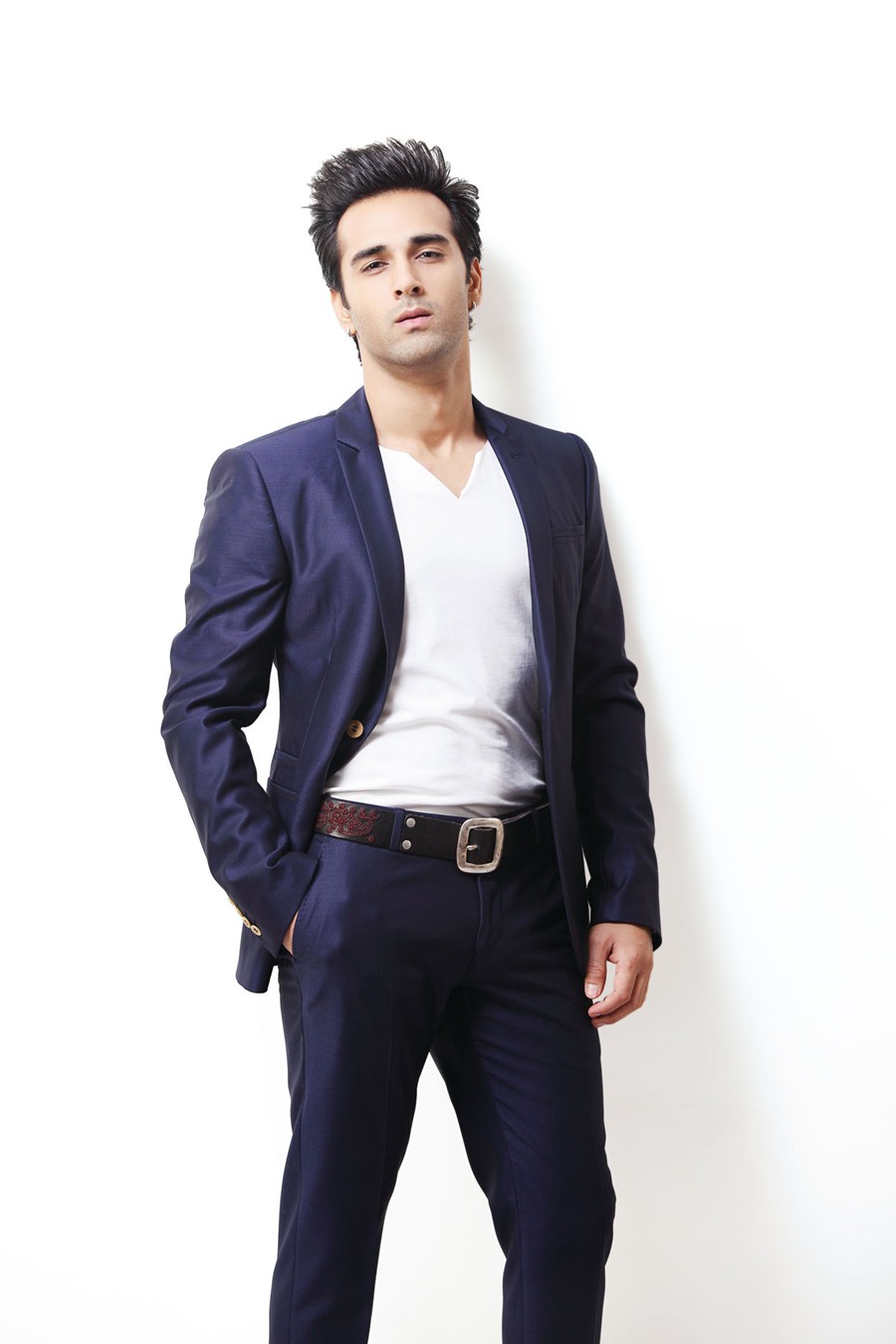 Download Latest Full Hd Pulkit Samrat Pics Pictures - Pulkit Samrat Hd ...