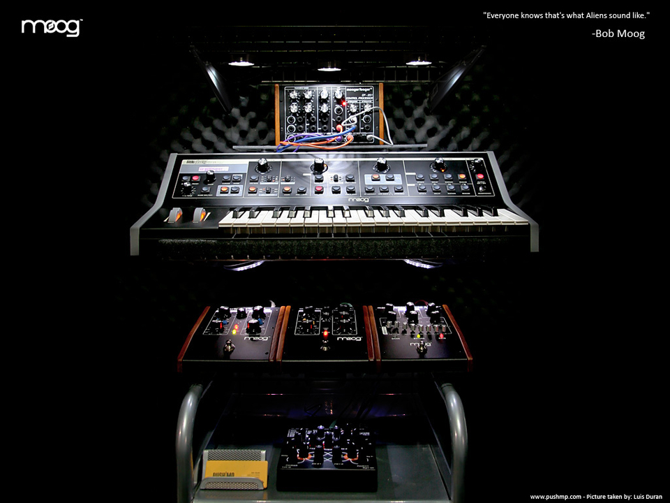 Moog - 960x720 Wallpaper - teahub.io
