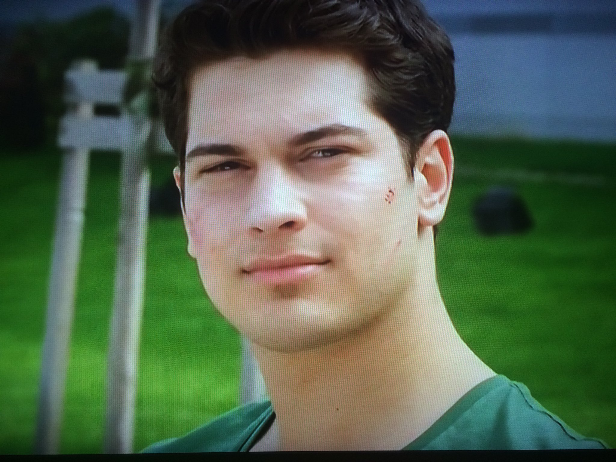 Emir Feriha - 2048x1536 Wallpaper - teahub.io