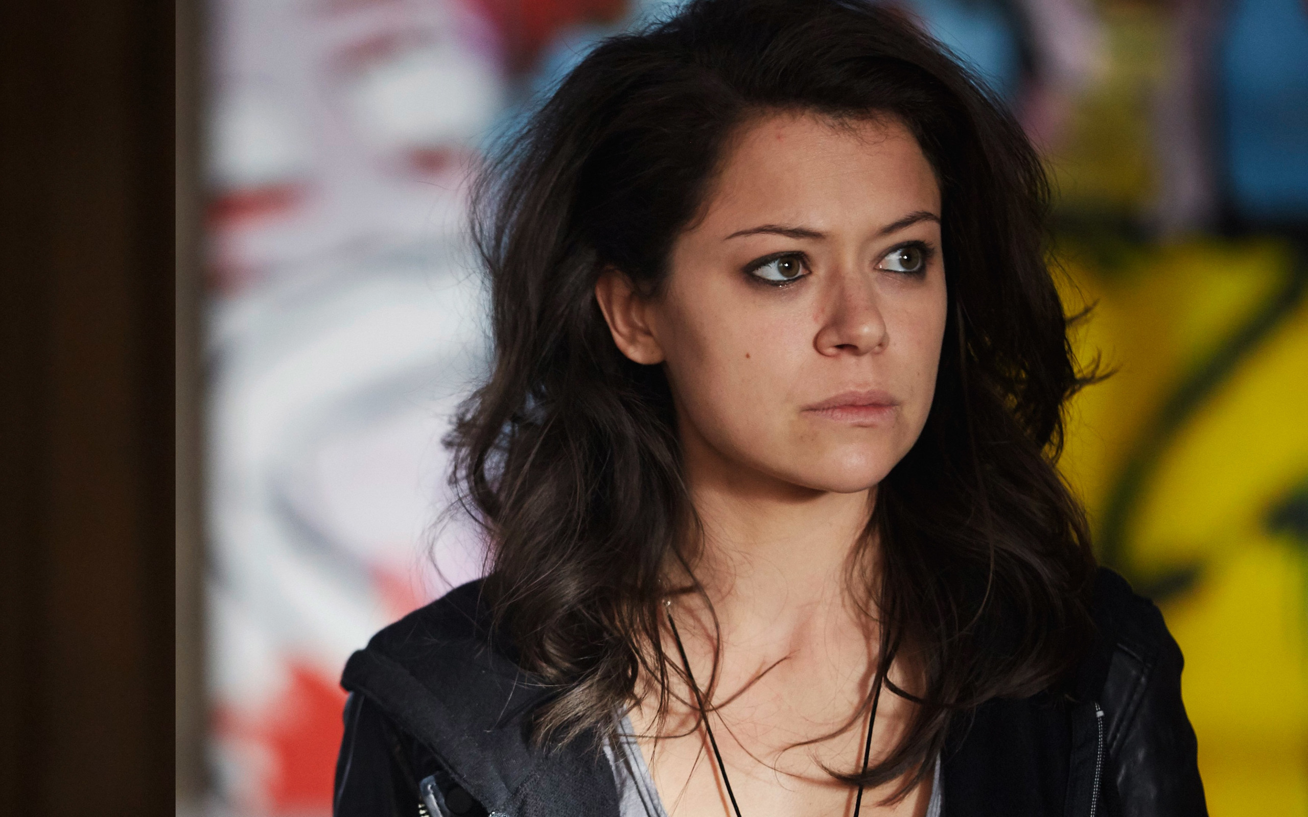 Orphan Black Sarah Laughing - 2560x1600 Wallpaper - teahub.io