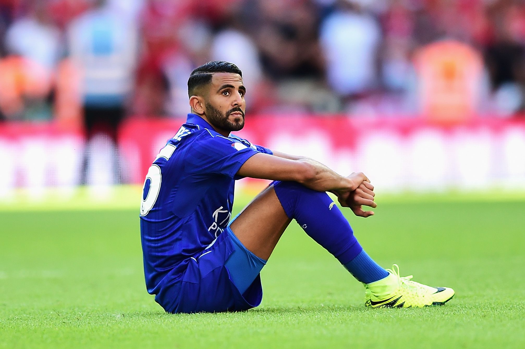 Leicester City Winger Riyad Mahrez - Riyad Mahrez Haircut Front And ...