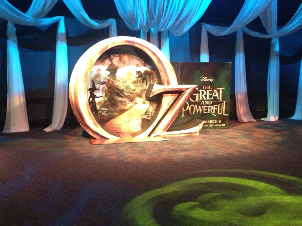 Oz The Great And Powerful Disney Parks Blog Meet-up - Stage - 1024x768 ...