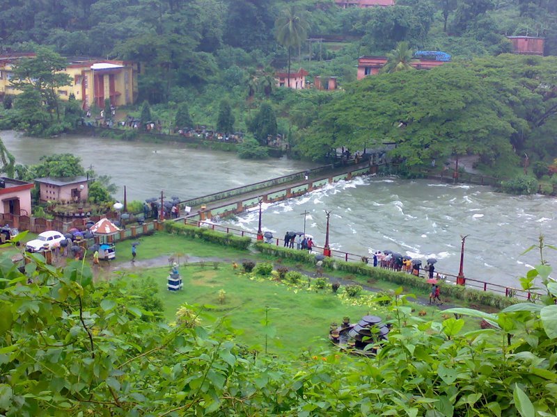 Peechi Dam - Peechi Dam In Thrissur - 800x600 Wallpaper - teahub.io