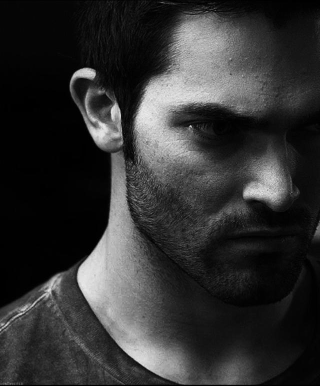 Derek Hale - 640x771 Wallpaper - teahub.io