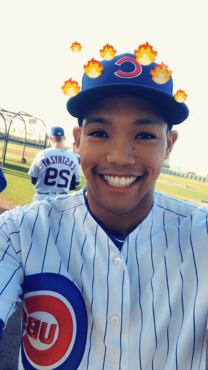 Baseball Player - 675x1200 Wallpaper - teahub.io