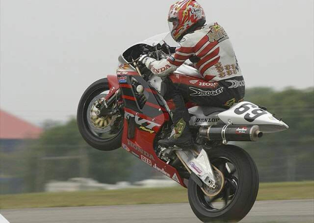 Honda Rc51 - 1280x910 Wallpaper - teahub.io