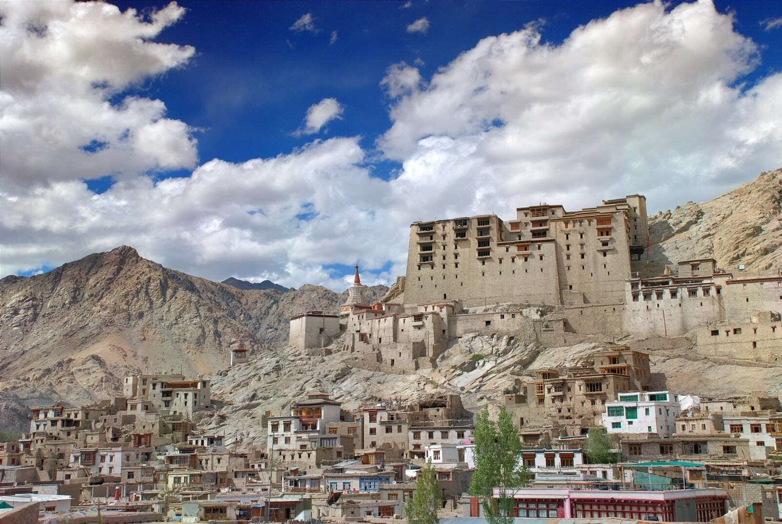 Leh Palace View Image Picture - Leh Palace - 1600x1071 Wallpaper ...