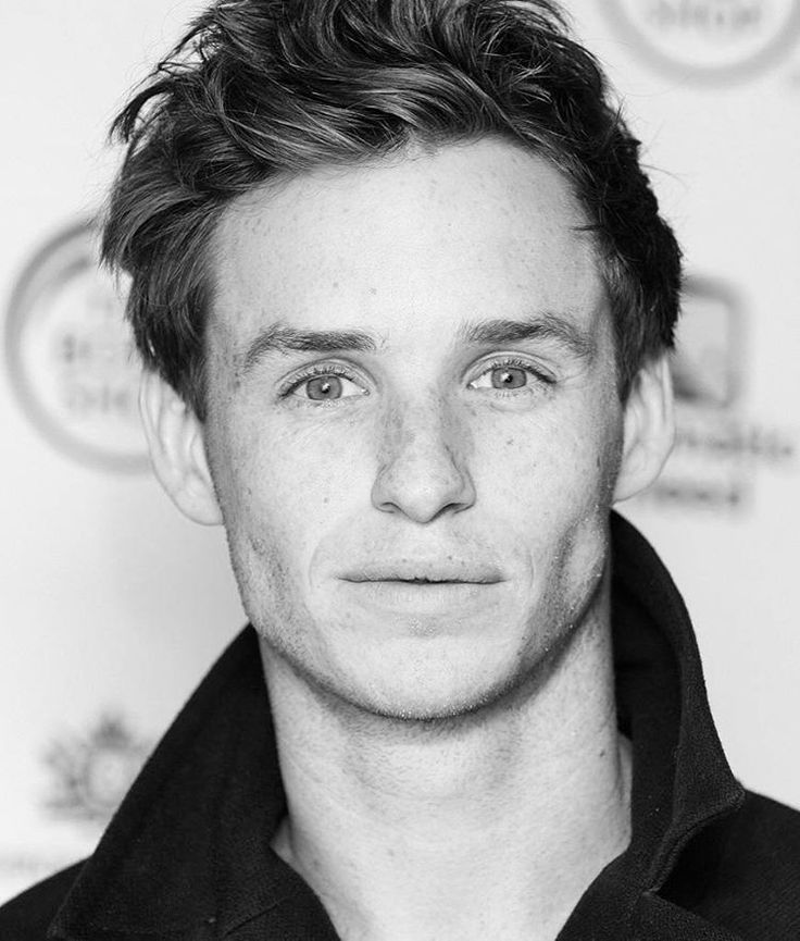 Eddie Redmayne Long Hair - 736x865 Wallpaper - teahub.io