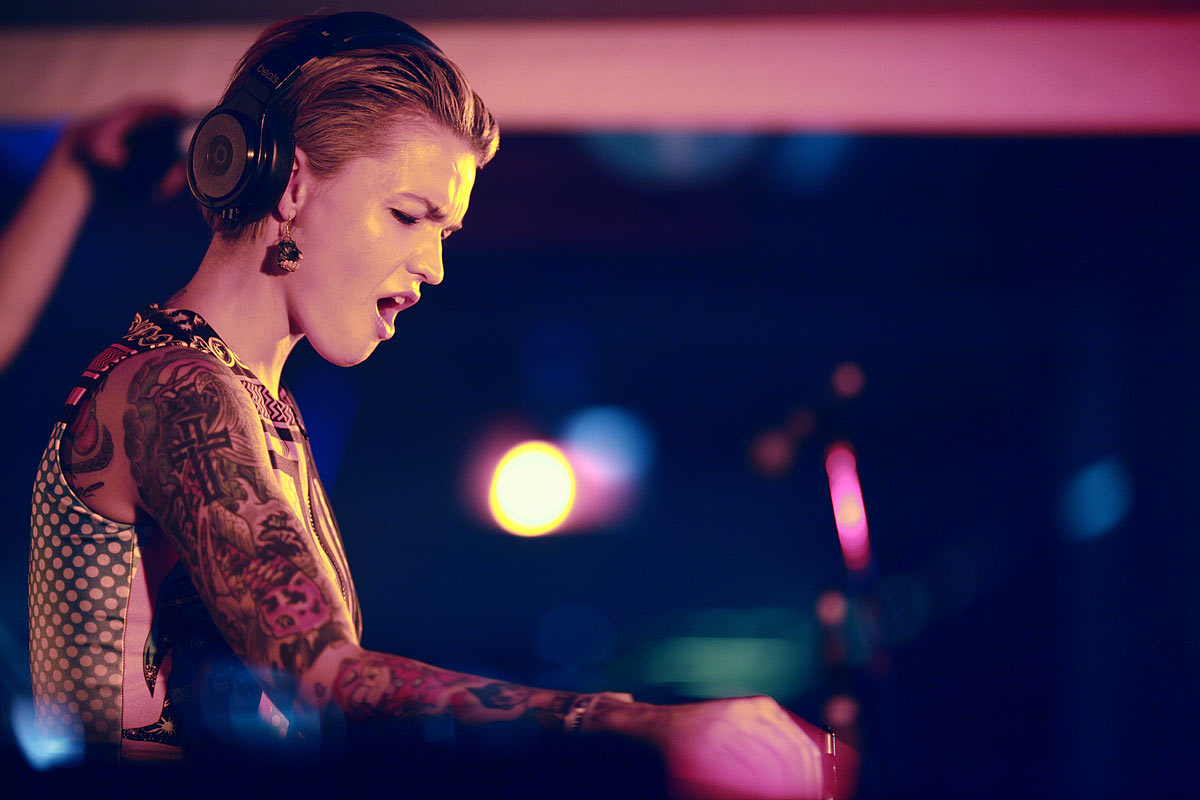 Ruby Rose Wallpaper - Dj Ruby Rose - 1200x800 Wallpaper - teahub.io