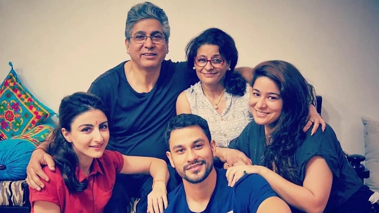 Inaaya Khemu Sharmila Tagore - 1280x720 Wallpaper - teahub.io