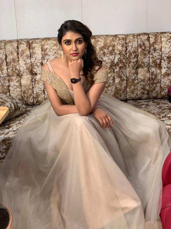 Rinku Rajguru - 720x960 Wallpaper - teahub.io