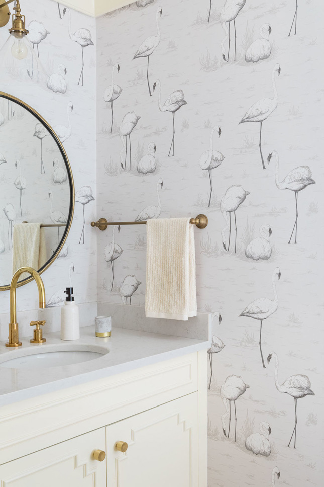 Flamingo Wallpaper In Powder Room - 645x968 Wallpaper - teahub.io