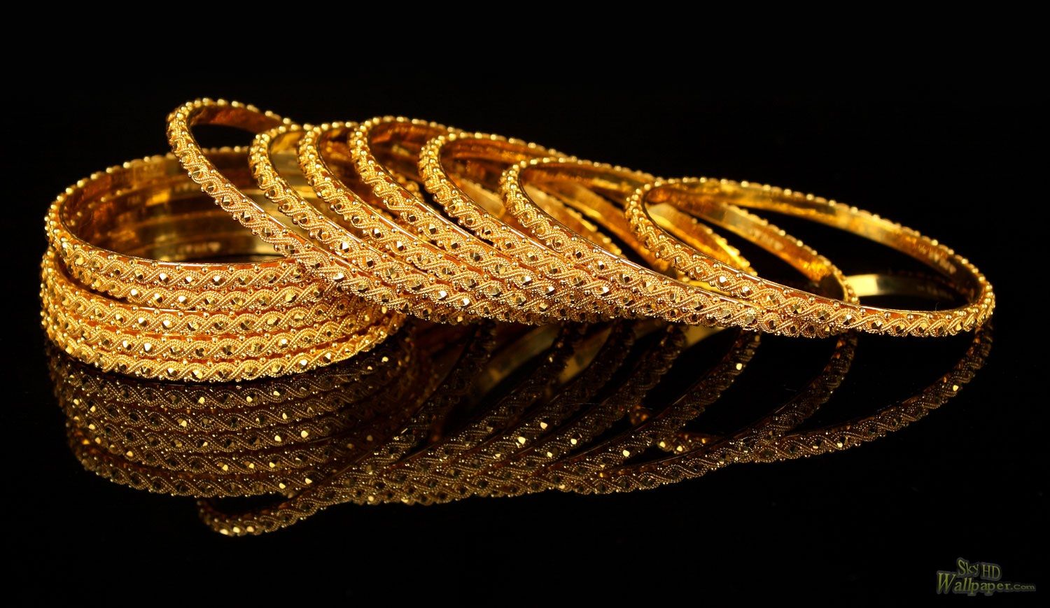Gold Bangles Images Hd - 1500x869 Wallpaper - teahub.io