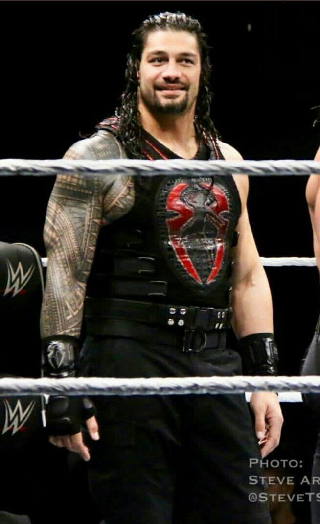 Roman Reigns Wwe Wrestlers 2018 - 654x1070 Wallpaper - teahub.io